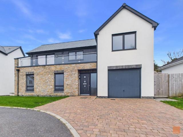 Pennance Parc, Lanner, TR16 5TY 2 4 bed detached house to rent £2,400 pcm £554 pw