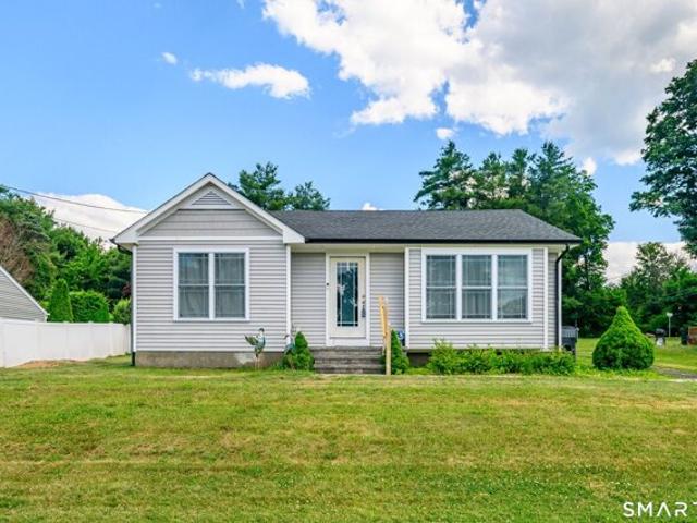 Penney Ln, New Fairfield, Home For Sale