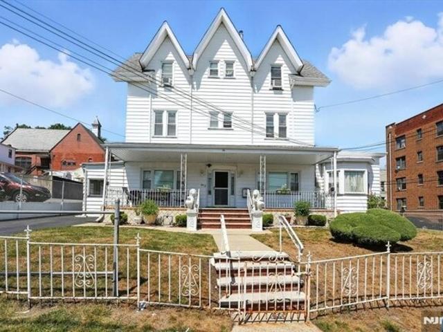 Pennington Ave, Passaic, Home For Sale