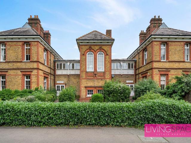 Pennington Drive, London N21, 2 bed flat to rent, £1,900 pcm | PrimeLocation