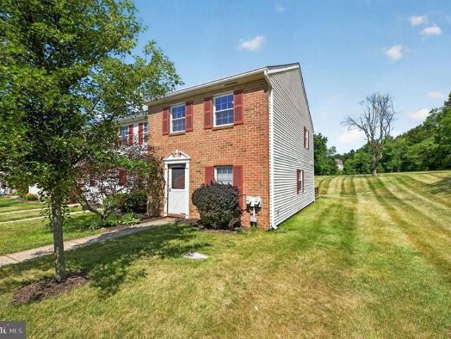 Pennland Ct, Lansdale, Condo For Sale