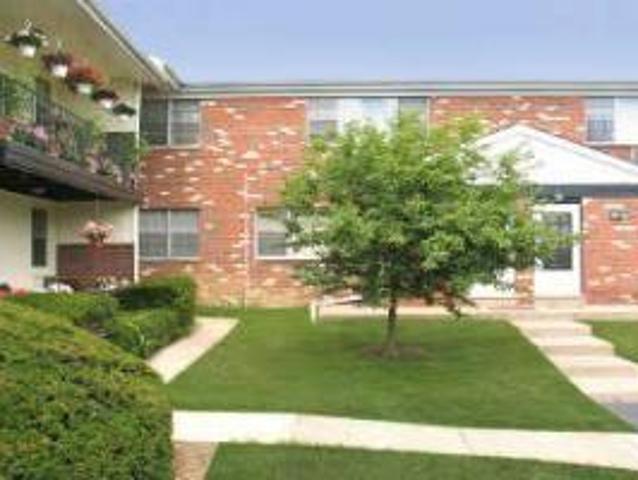 Pennsbury Court Apartments