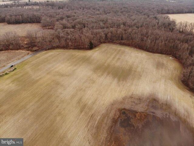 Pennsville Auburn Rd, Pedricktown, Farm House For