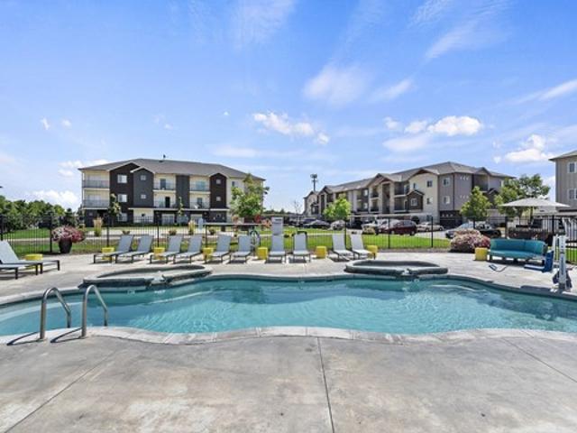 Pennwood Apartments 2 Bedroom 2 Bathroom Small