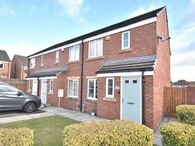 Pennwell Green, Leeds, 2 Bedroom End
