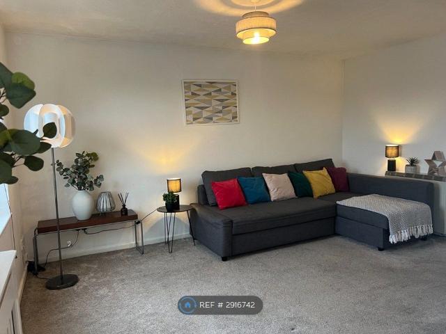 Penny Lane Way, Leeds LS10, 2 bed flat to rent, £875 pcm | PrimeLocation