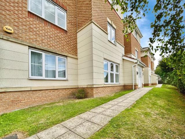 Pennyfields, Bolton On Dearne, Rotherham S63, 2 bed flat to rent, £750 pcm | PrimeLocation