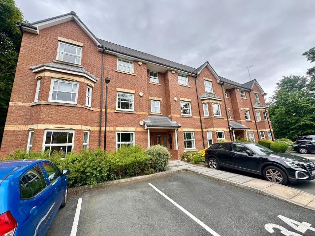 Pennyford Drive, Liverpool L18, 2 bed flat to rent, £1,100 pcm | PrimeLocation