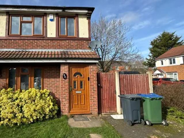 Pennyroyal Close, West Bromwich, WS5 4SJ, United Kingdom | 3 bed duplex for rent #166563665 | Rentberry