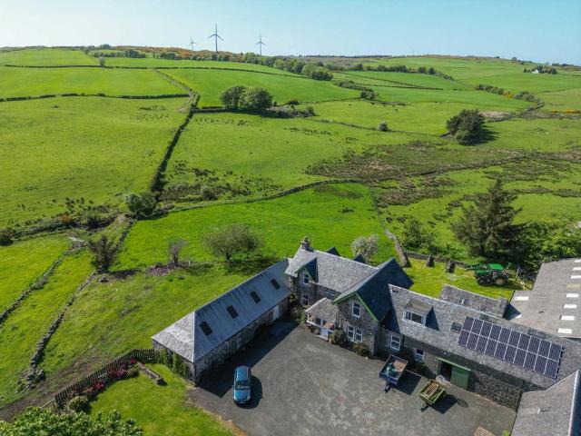 Pennytersal Farm, Kilmacolm 5 bed detached house to rent £1,995 pcm £460 pw