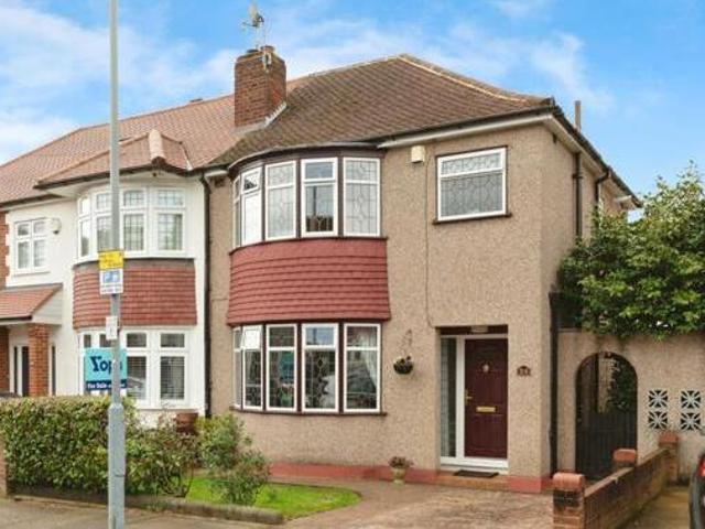 Penrith Road, Ilford, 3 Bedroom Semi detached