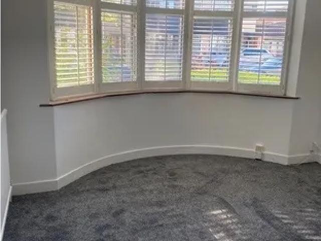 Penrith Road, London, IG6 3DB, United Kingdom | 3 bed duplex for rent #167074230 | Rentberry