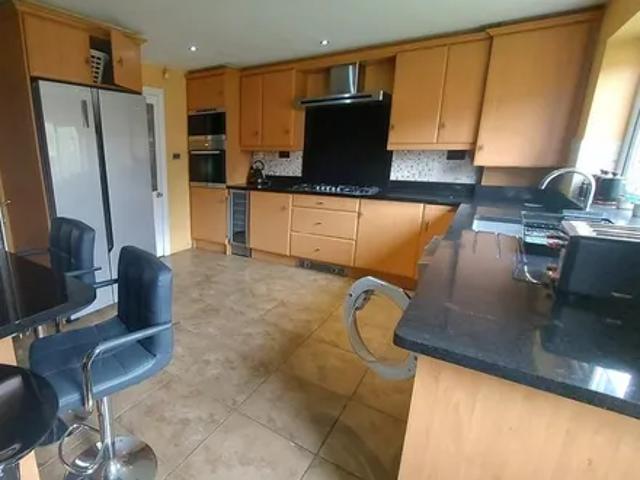 Penrith Road, London, IG6 3DB, United Kingdom | 3 bed townhouse for rent #140656583 | Rentberry
