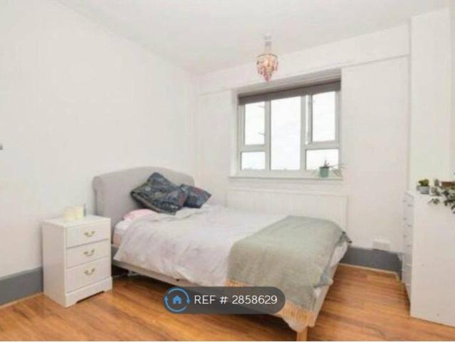 Penrose St, London SE17, 3 bed flat to rent, £3,000 pcm | PrimeLocation