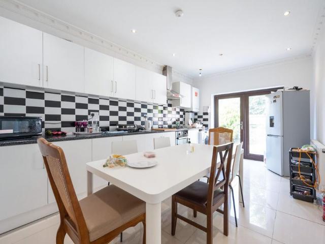 Penshurst Road, Thornton Heath, CR7 5 bed house to rent £2,750 pcm £635 pw
