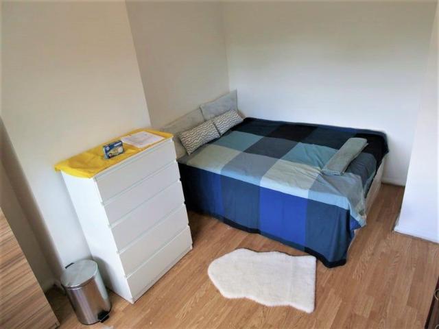 Penshurst Road, London N17, Room to rent, £700 pcm | PrimeLocation