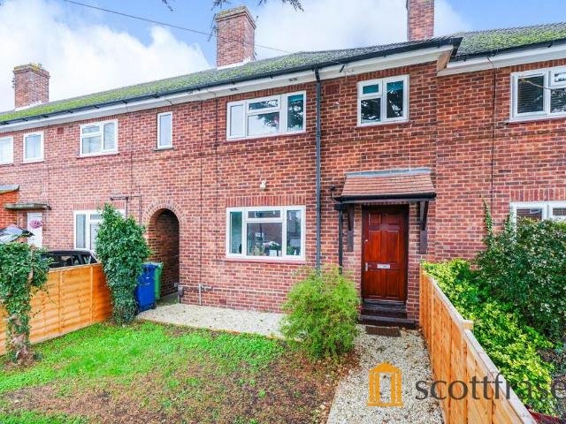 Peat Moors, Headington, Oxford, OX3 4 bed terraced house to rent £2,700 pcm £623 pw