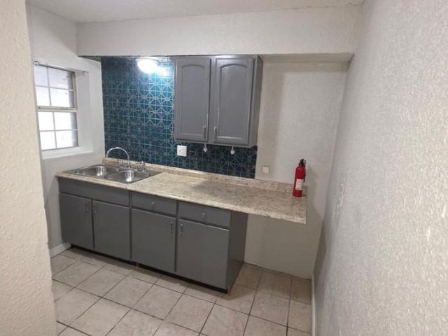 Peabody and Dudley 2 Bedroom Apartment for Rent at 972 Peabody Ave, Memphis, TN 38104 New Pathways