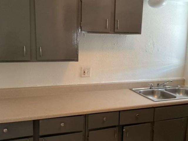 Peabody and Dudley 2 Bedroom Apartment for Rent at 972 Peabody Ave, Memphis, TN 38104 New Pathways