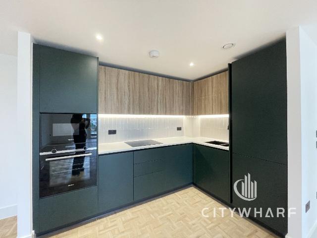 Peabody Estate, St. John's Hill, London SW11, 2 bed flat to rent, £3,800 pcm | PrimeLocation