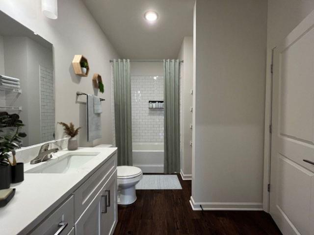Peabody Falls 2 Bedroom Apartment for Rent at 2009 Peabody Ave, Memphis, TN 38104 East Midtown