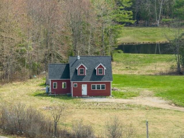 Peabody Rd, Appleton, Home For Sale