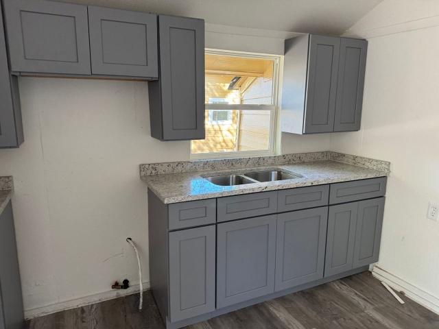 Peabody 419 2 Bedroom Apartment for Rent at 419 Peabody Ave, San Antonio, TX 78211 Quintana