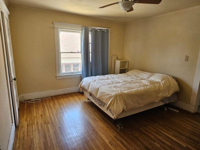 Peaceful Upstairs One Bedroom WPrivate Bath by USC