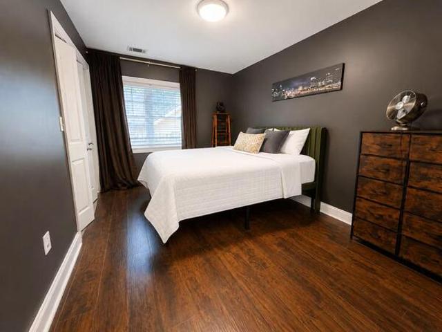 Peaceful Furnished Room Near BeltLine, Downtown & Airport