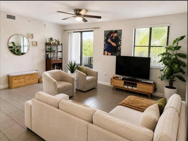 PEACEFUL & HAPPY HOME