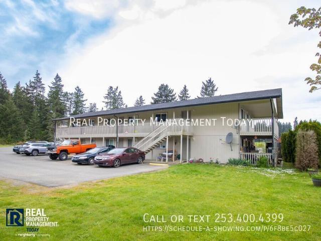Peaceful Lakebay 2BR Retreat | Balcony, Nature Nearby & On Site Laundry