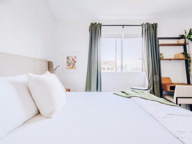 Peaceful Primary Suite Furnished, A/C, Parking