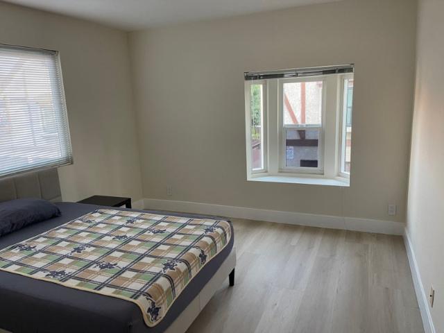 Peaceful Room in House
