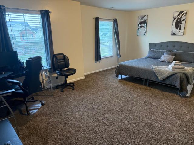 PeacefulClean Room in Shared Home_Ideal for a Like