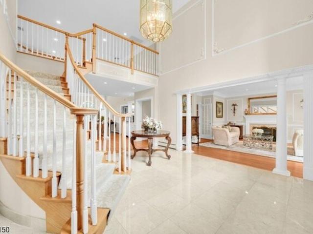 Peach Tree Ln, Franklin Lakes, Home For Sale