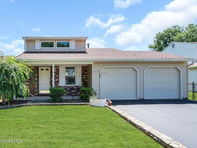 Peachstone Rd, Howell, Home For Sale