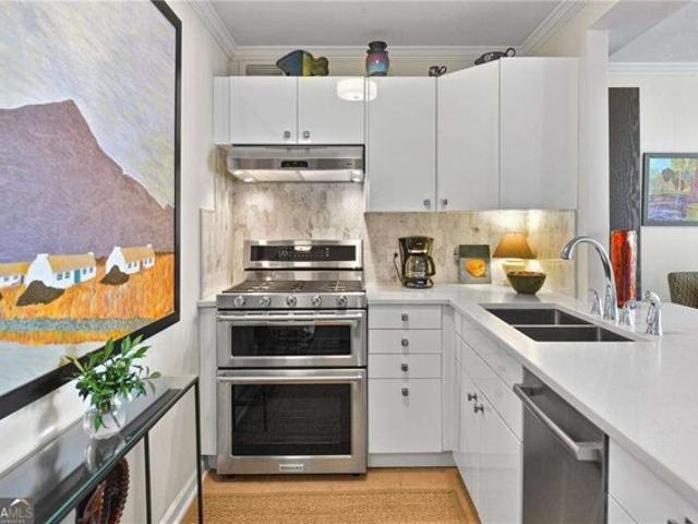Peachtree St Ne Apt,atlanta, Condo For Sale