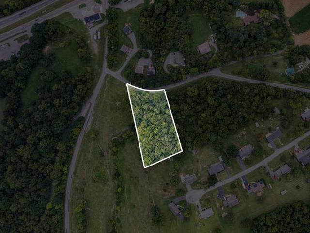 Peachtree Valley Dr, Roanoke, VA 24012