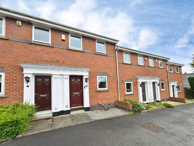 Peacock Court, Yeadon, Leeds LS19, 2 bed terraced house to rent, £950 pcm | PrimeLocation
