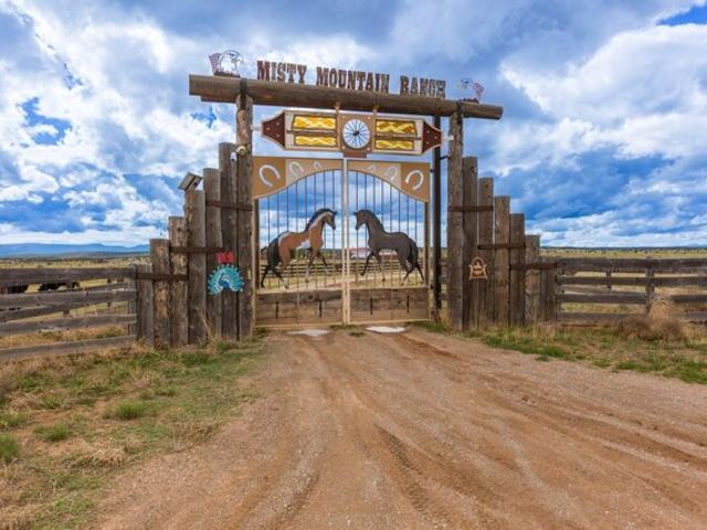 Peacock Rd, Estancia, Home For Sale