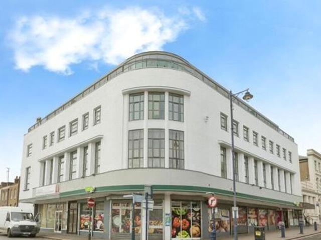 Peacock Street, Gravesend, 2 Bedroom Flat