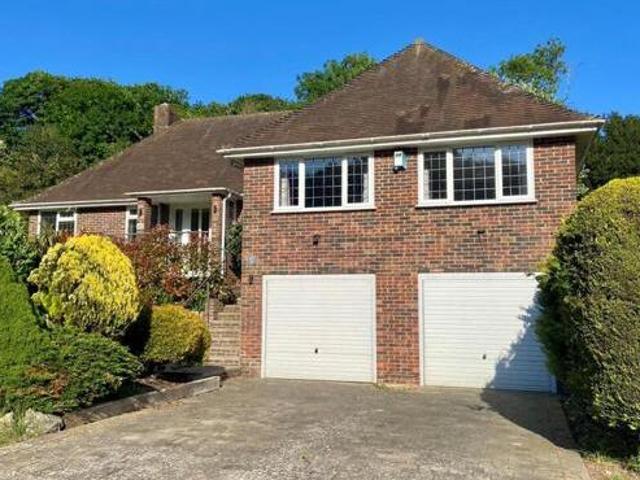 Peakdean Lane, Friston, 3 Bedroom Detached