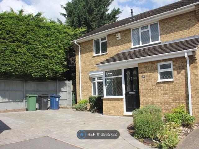 Pear Tree Close, Seer Green, Beaconsfield HP9, 4 bed detached house to rent, £3,200 pcm | PrimeLocation
