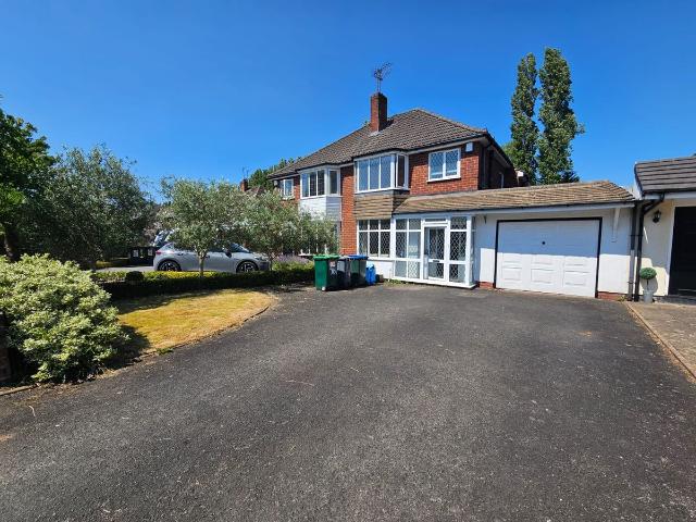 Pear Tree Road, Great Barr, Birmingham B43, 3 bed property to rent, £1,495 pcm | PrimeLocation