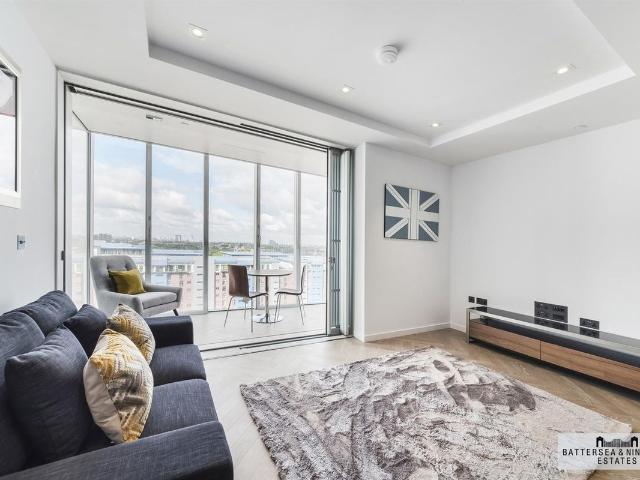 Pearce House, Battersea Power Station SW11, 1 bed flat to rent, £3,142 pcm | PrimeLocation