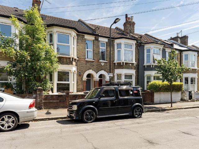 Pearcroft Road, Leytonstone E11, 2 bed property to rent, £2,300 pcm | PrimeLocation