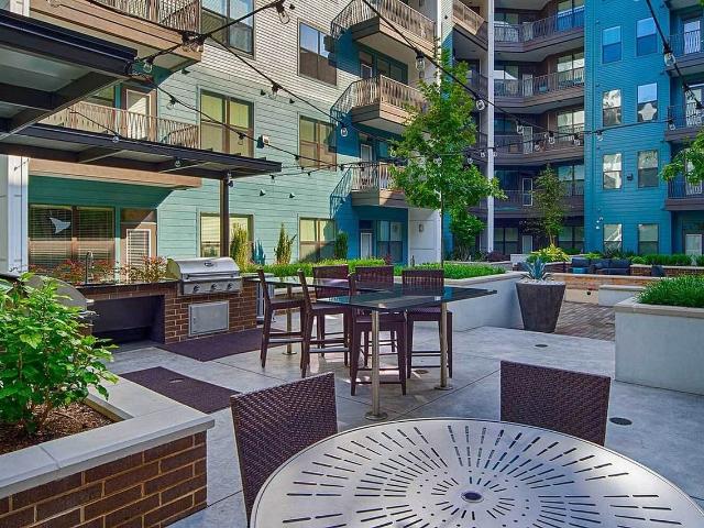 Pearl Washington 3 Bedroom Apartment for Rent at 5454 Washington Ave, Houston, TX 77007 Washington Ave Memorial Park