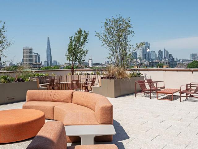 Pearl Yard, Bermondsey, London SE16, 3 bed flat to rent, £5,343 pcm | PrimeLocation