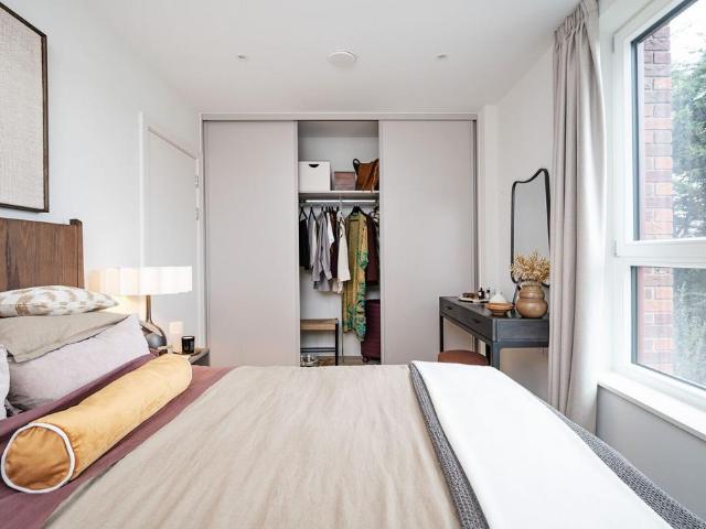 Pearl Yard, Bermondsey, London, SE16 1 bed flat to rent £3,660 pcm £845 pw