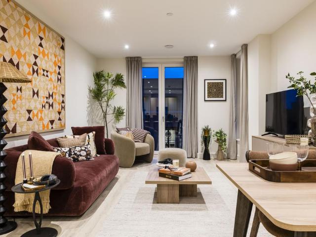 Pearl Yard, Biscuit Walk, Biscuit. Studio to rent £4,907 pcm £1,132 pw
